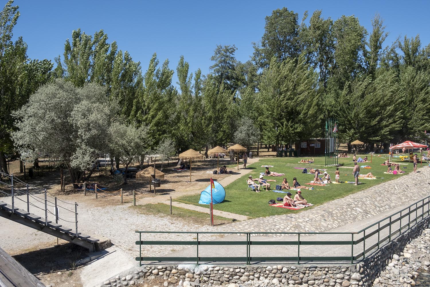 Praia fluvial de Valhelhas: a banhos na serra da Estrela – Who Trips