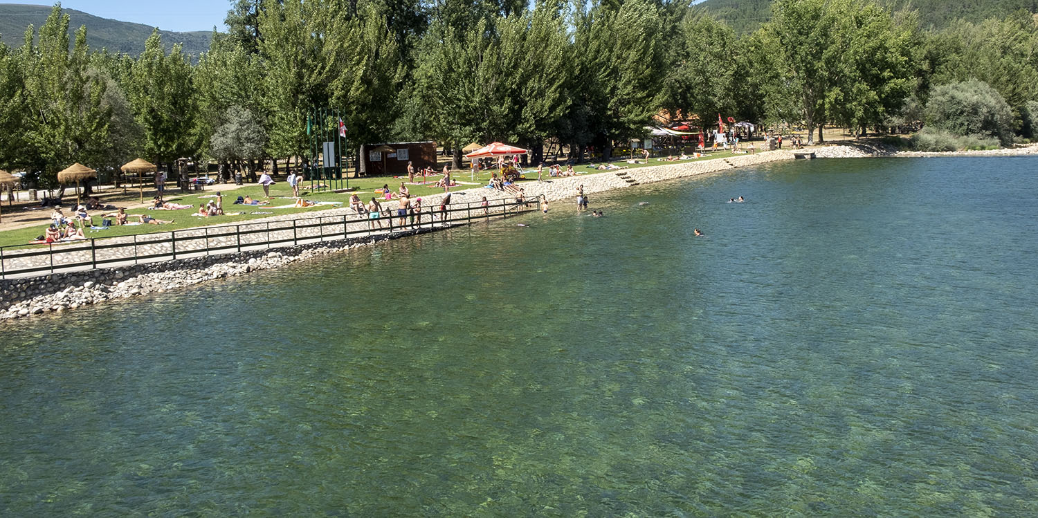 Praia fluvial de Valhelhas: a banhos na serra da Estrela – Who Trips