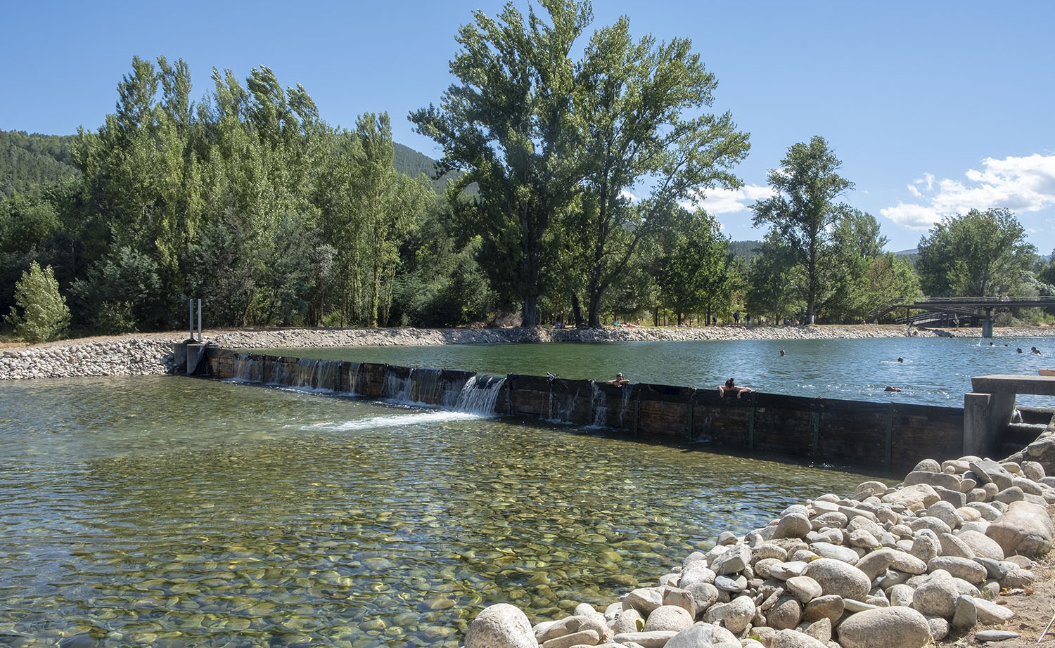 Praia fluvial de Valhelhas: a banhos na serra da Estrela – Who Trips